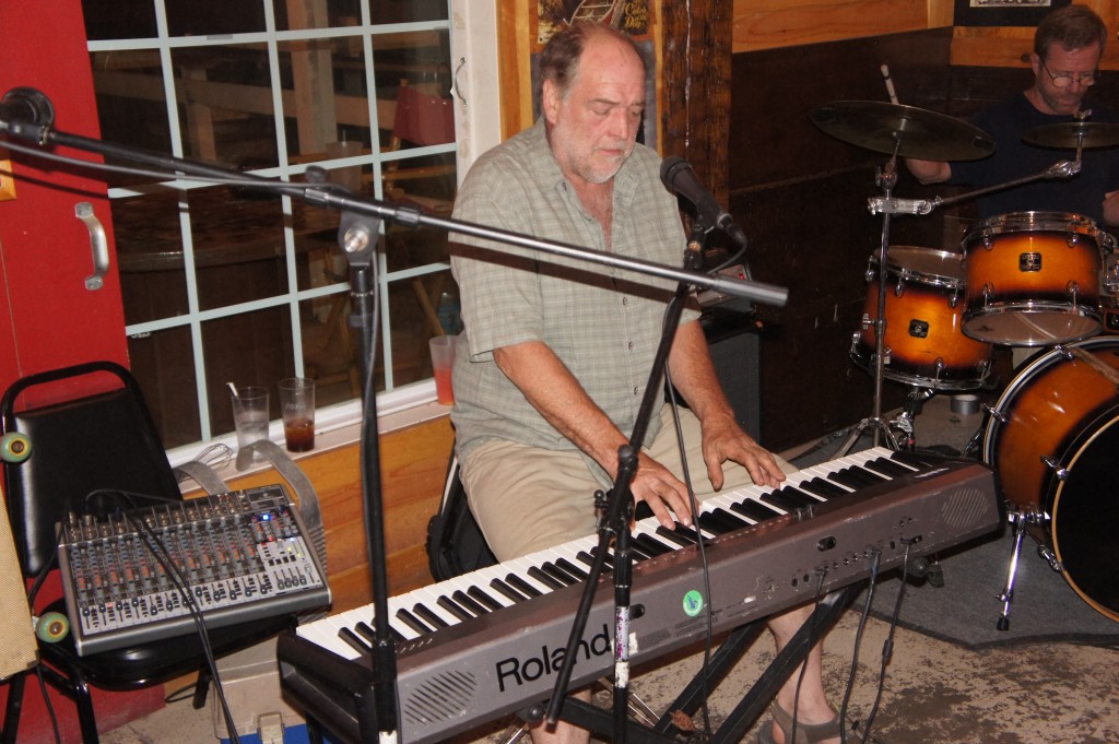 Howard Randall & Mickey Maguire run nice blues jam at Boondocks | Bill ...