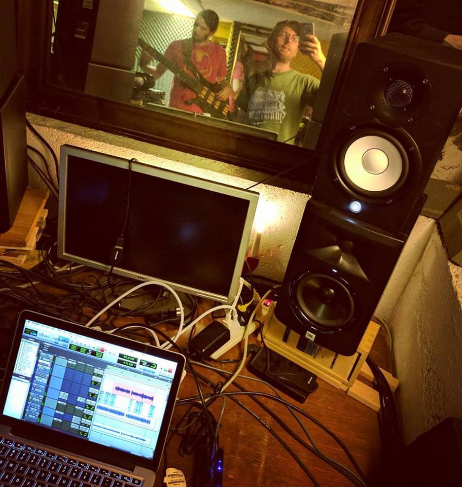 Keyboardist Josh Gold trades road life for studio producer role