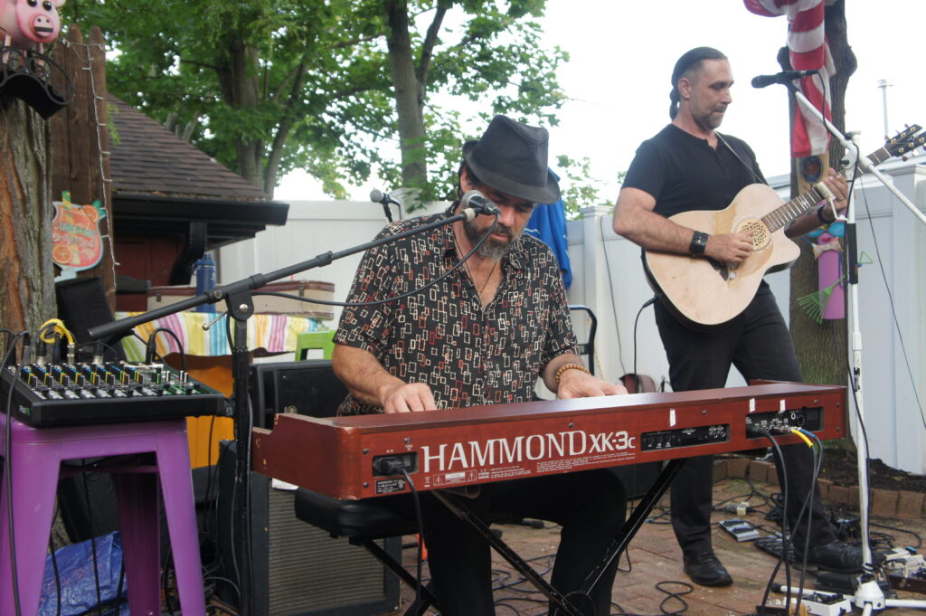 Ken Clark headlined Comp-Costley award winning Tuesday night Featured ...